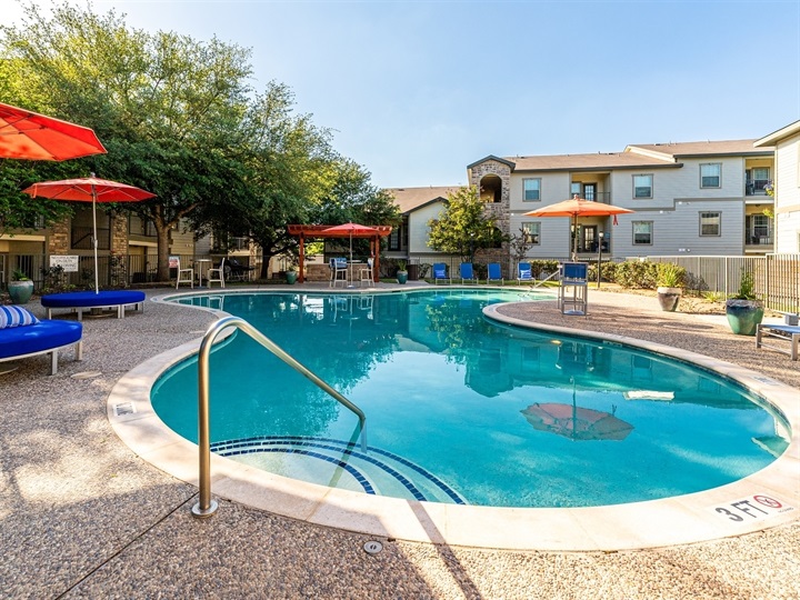 Available Properties | CBRE Deal Flow